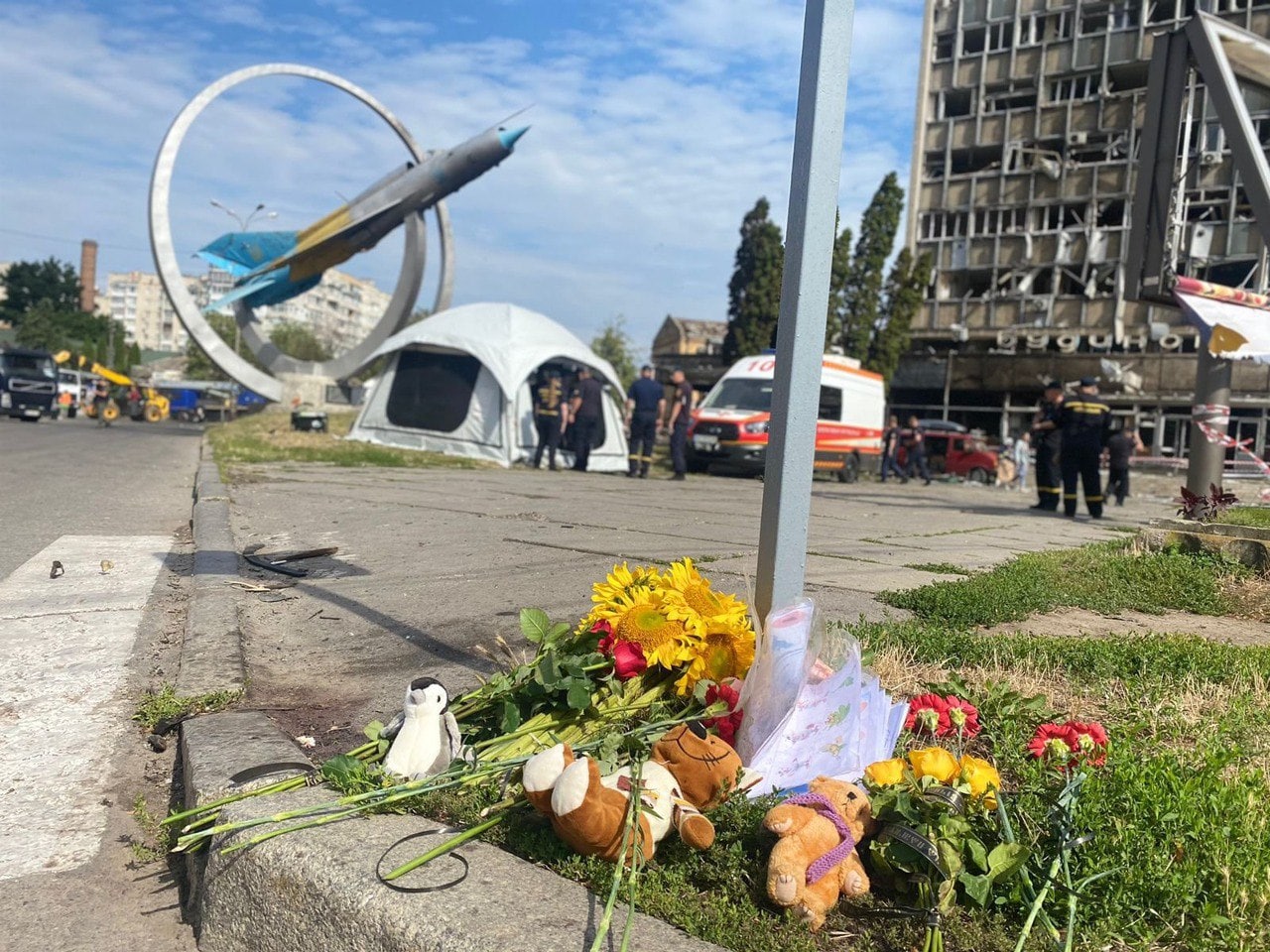 Кількість загиблих внаслідок ракетного обстрілу Вінниці зросла до 24 осіб Новости Section Ukr Net