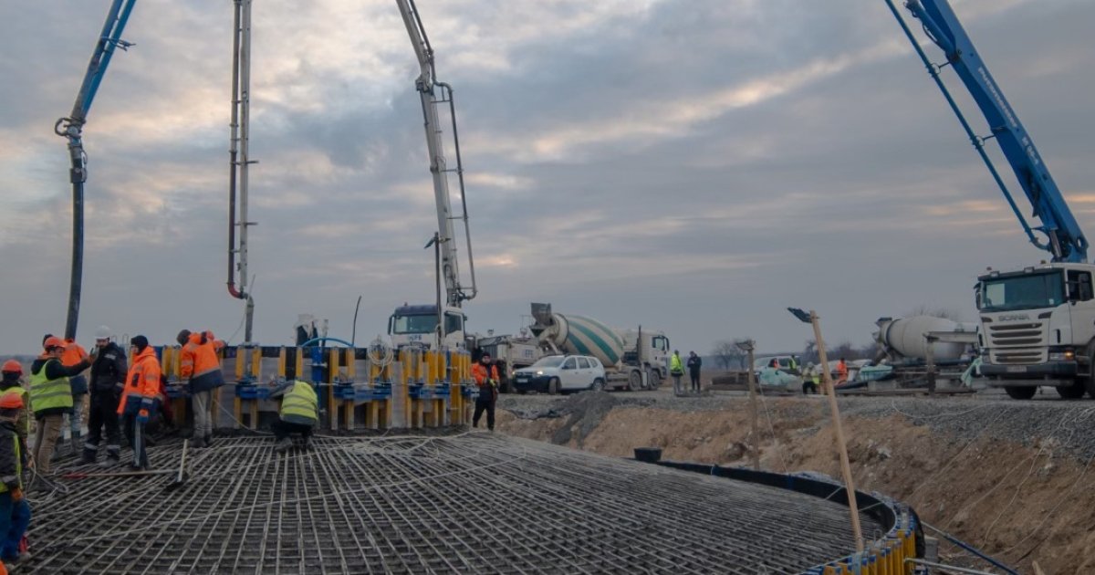 Компанія Onur Group будує на Волині вітрову електростанцію (ФОТО) — Delo.ua