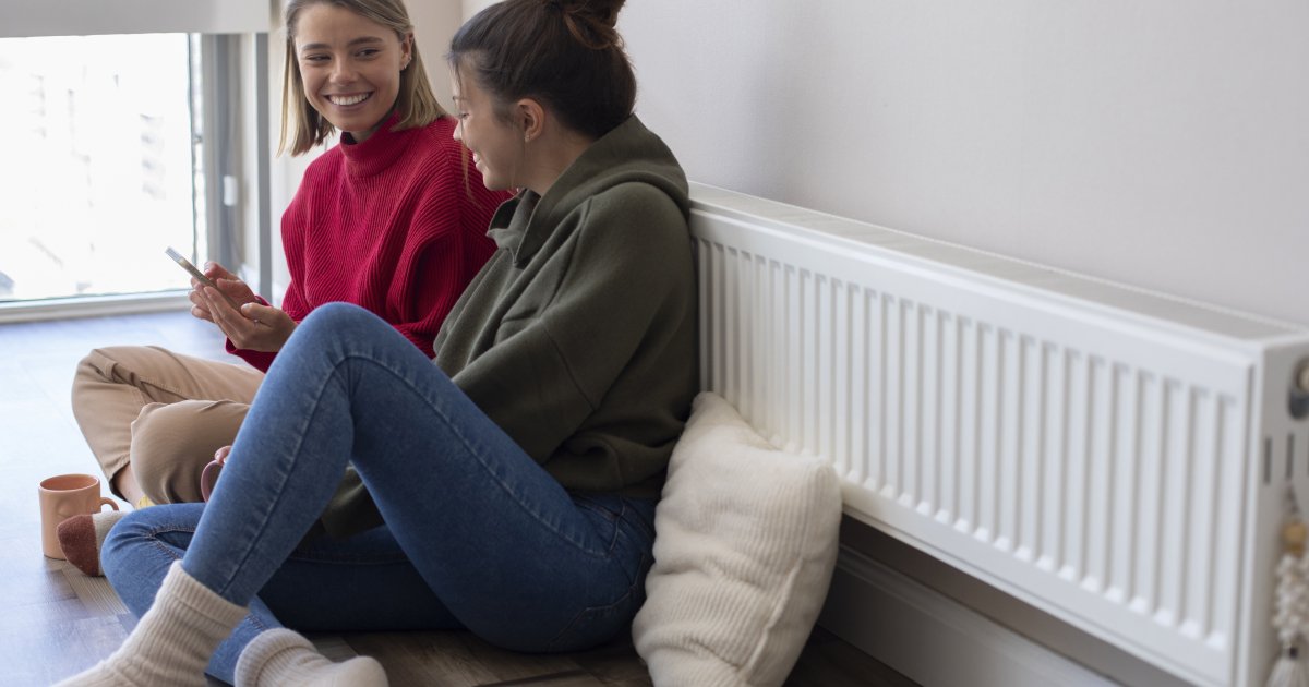 В Киеве возобновляют теплоснабжение: без отопления еще около 800 домов