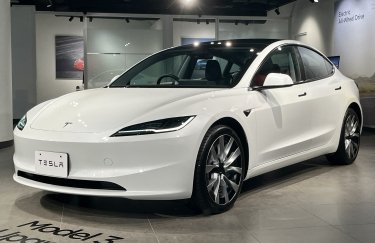 Tesla знову очолила світовий рейтинг автомобільних брендів